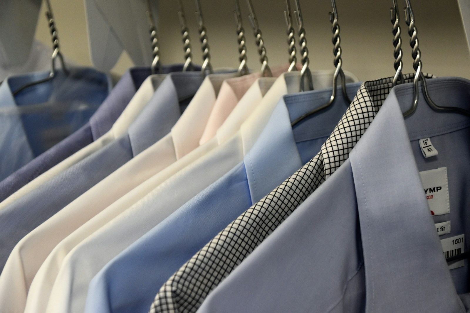 Your Ultimate Ironing Guide to Wrinkle-Free Fabrics!